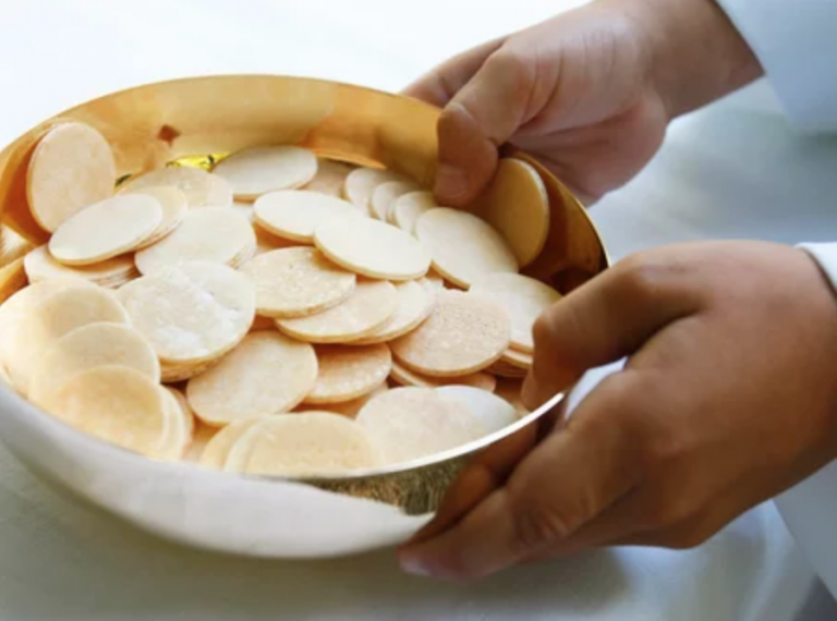 SCANDAL: Science Professor Gives Female Student Crabs – The Stanford ...